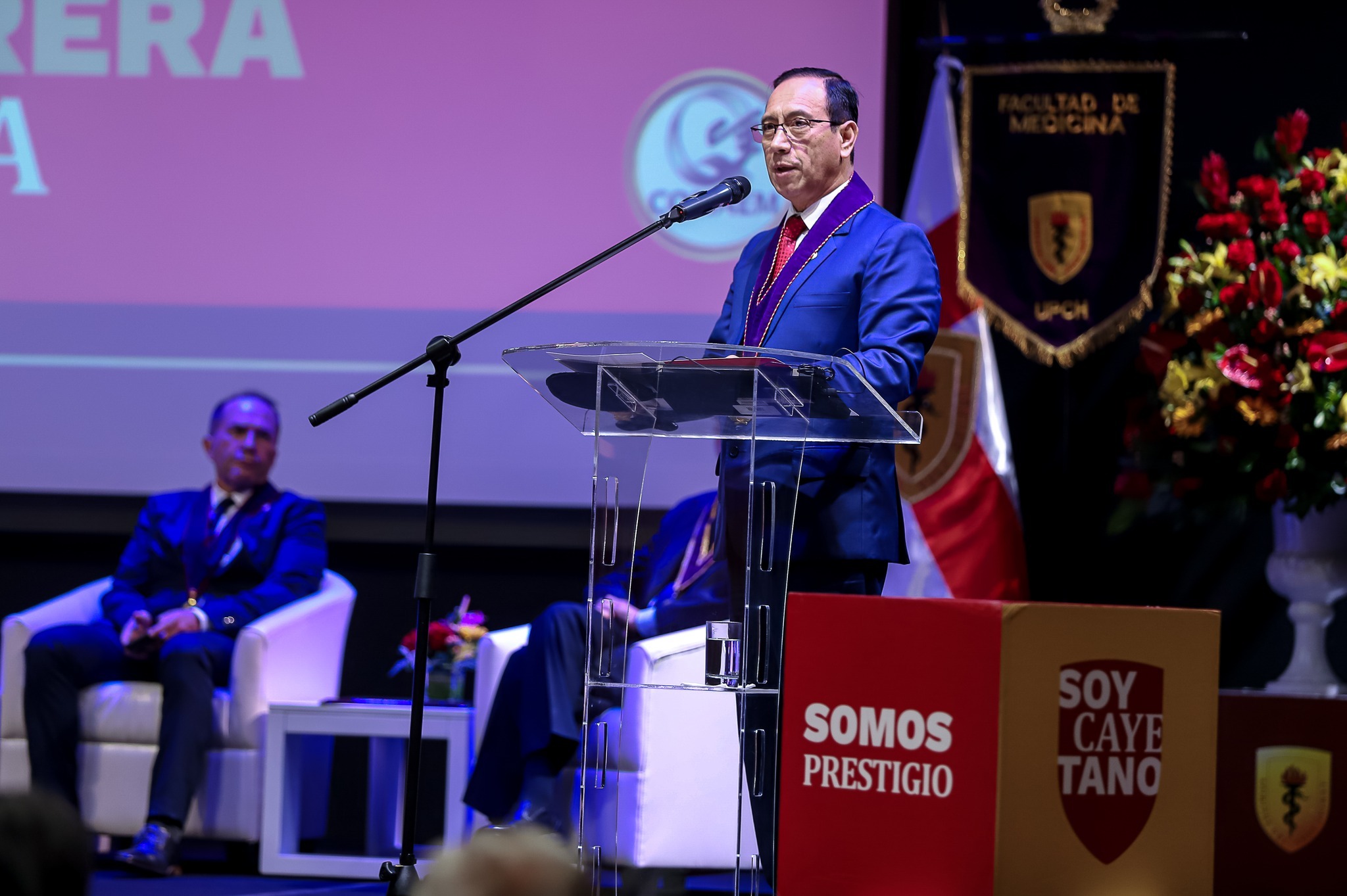 Ceremonia de entrega de Certificado de Acreditación Internacional de la Carrera Profesional de ...